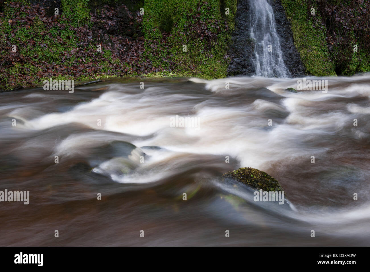 Fast flowing river hi-res stock photography and images - Alamy