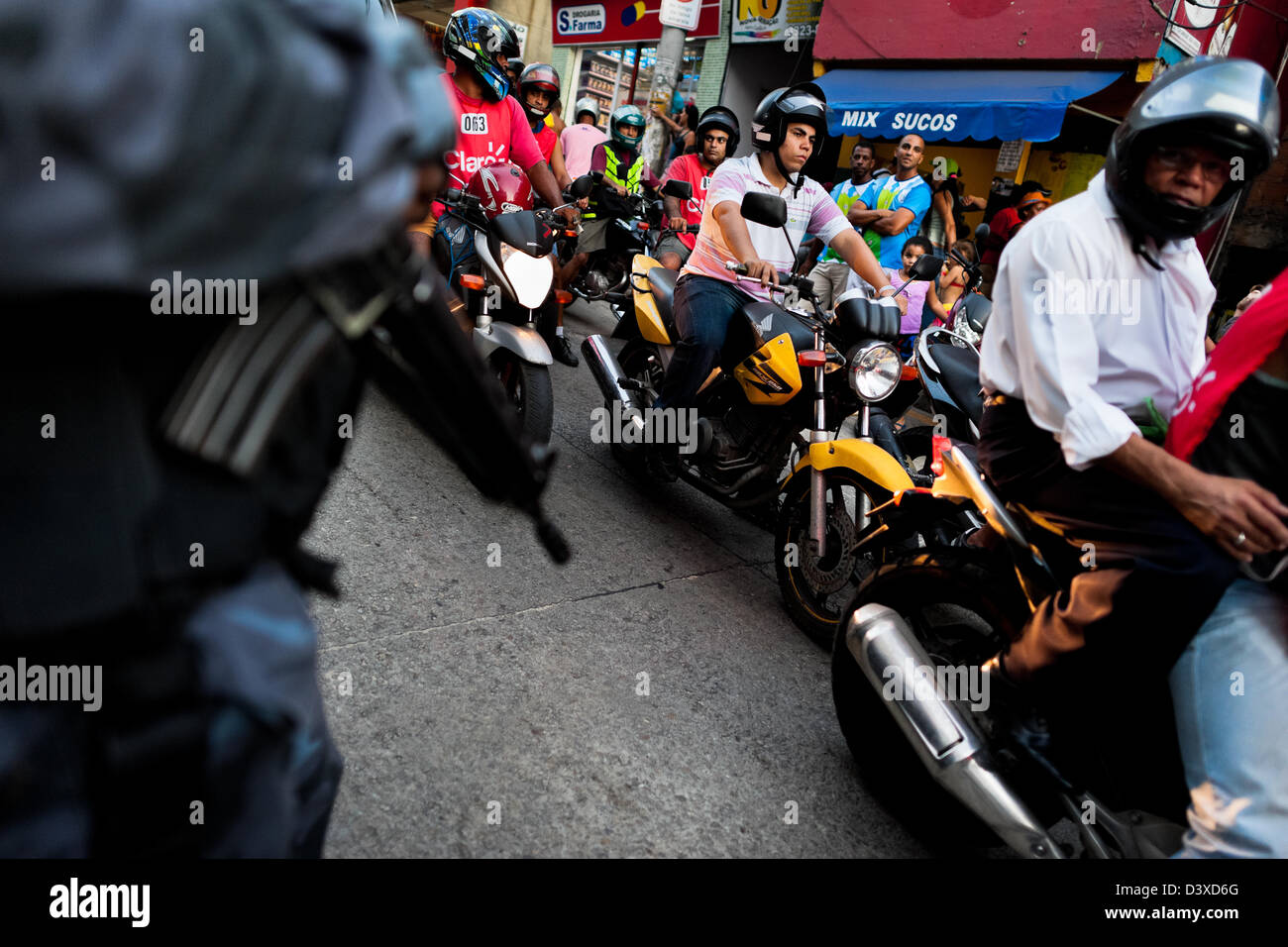 Carnival guards hi-res stock photography and images - Alamy