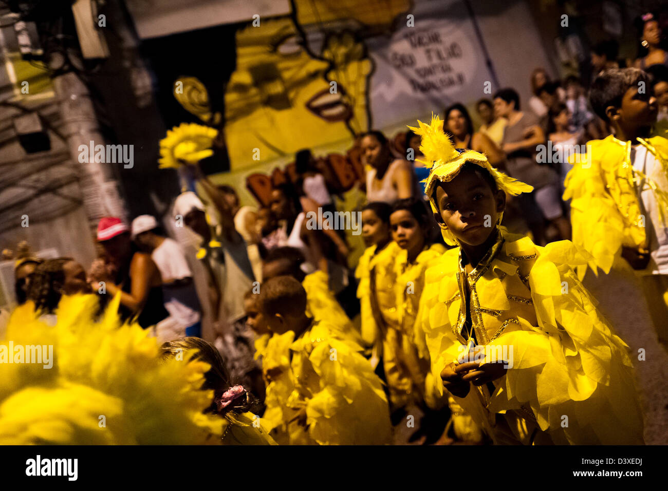 Brazilian children, with yellow costumes, take part in the Carnival ...