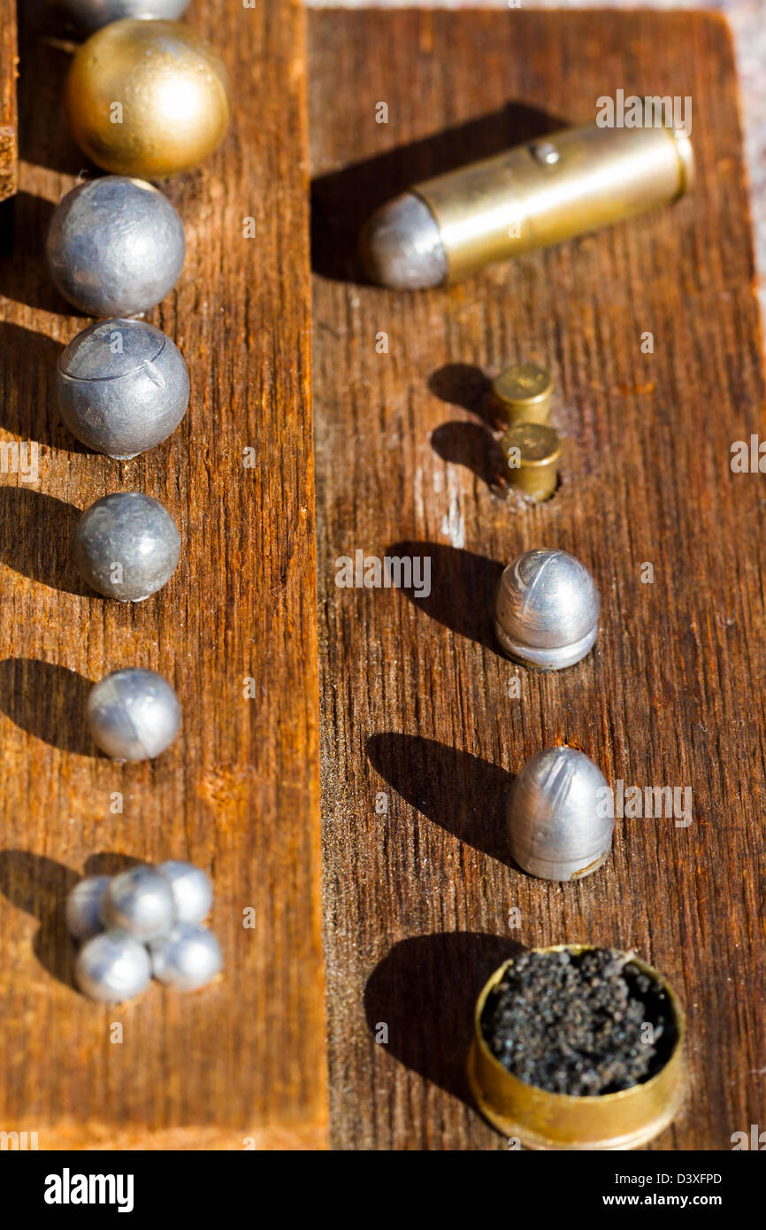 Antique muzzleloaders on display Stock Photo - Alamy