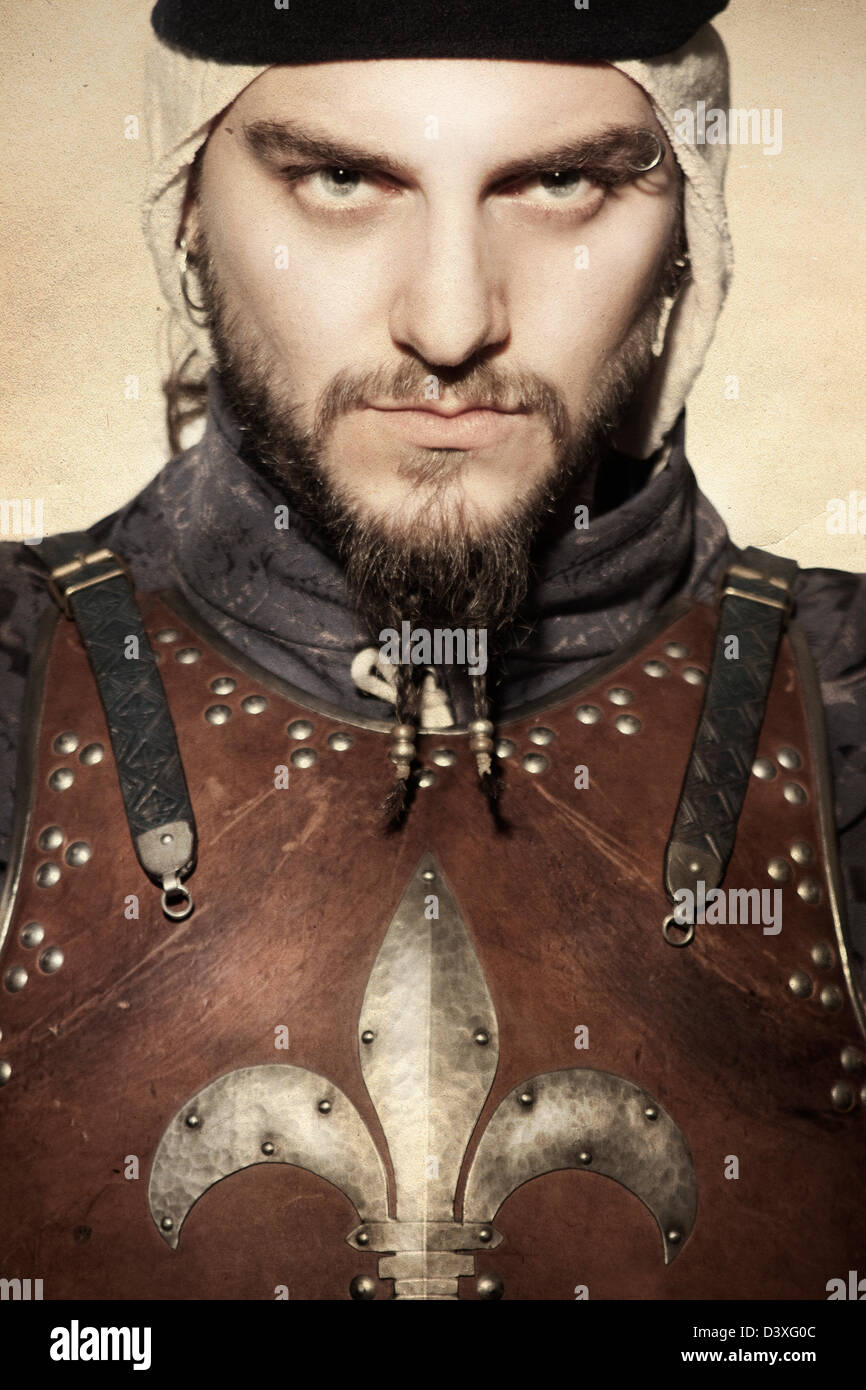 Red medieval knight in armor hi-res stock photography and images - Alamy