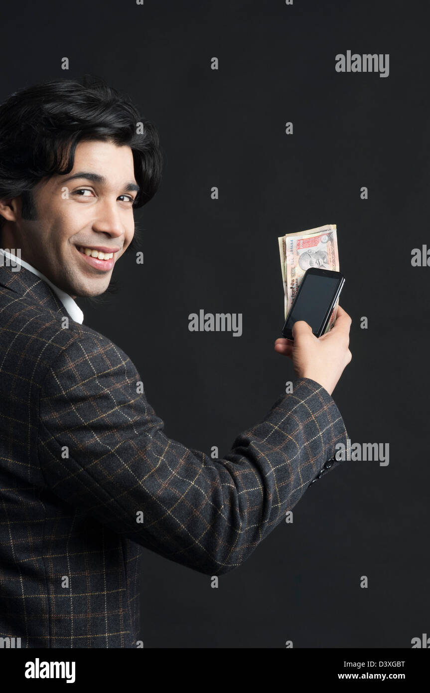 India mobile banking hi-res stock photography and images - Alamy