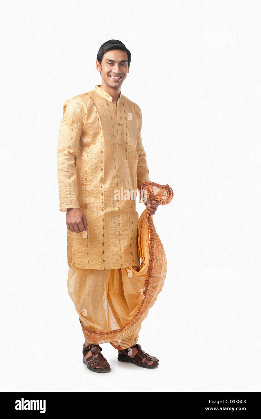 Portrait of a Bengali man smiling Stock Photo - Alamy