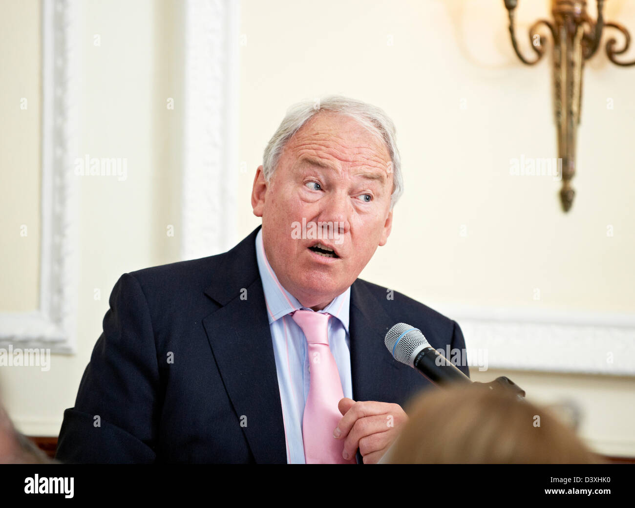 Peter Sissons High Resolution Stock Photography and Images - Alamy