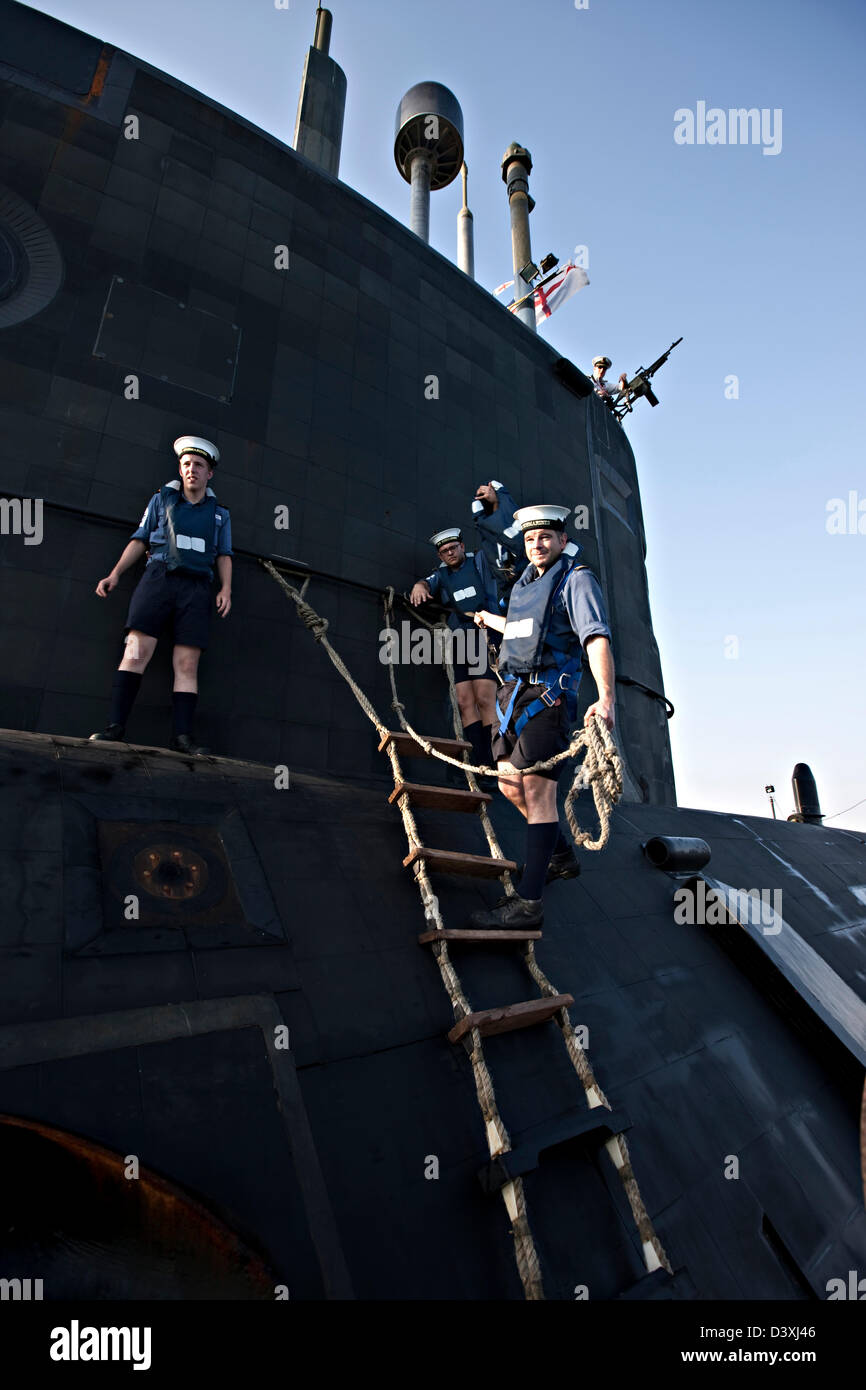 Rope ladder hi-res stock photography and images - Alamy