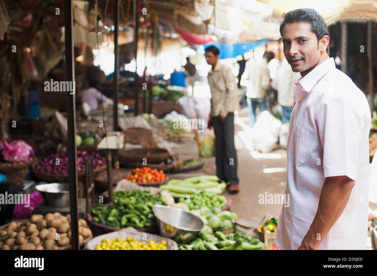 Sabji mandi market hi-res stock photography and images - Alamy