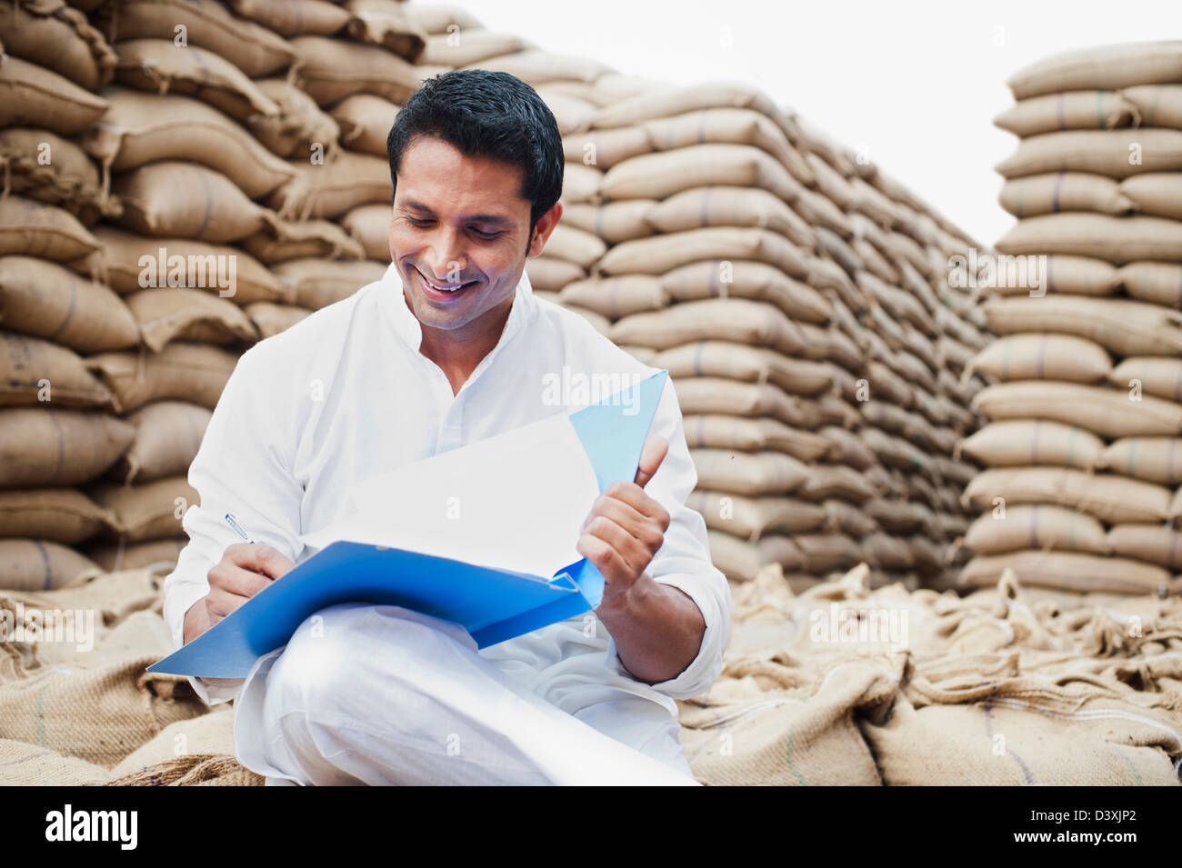 Wheat mandi hi-res stock photography and images - Alamy