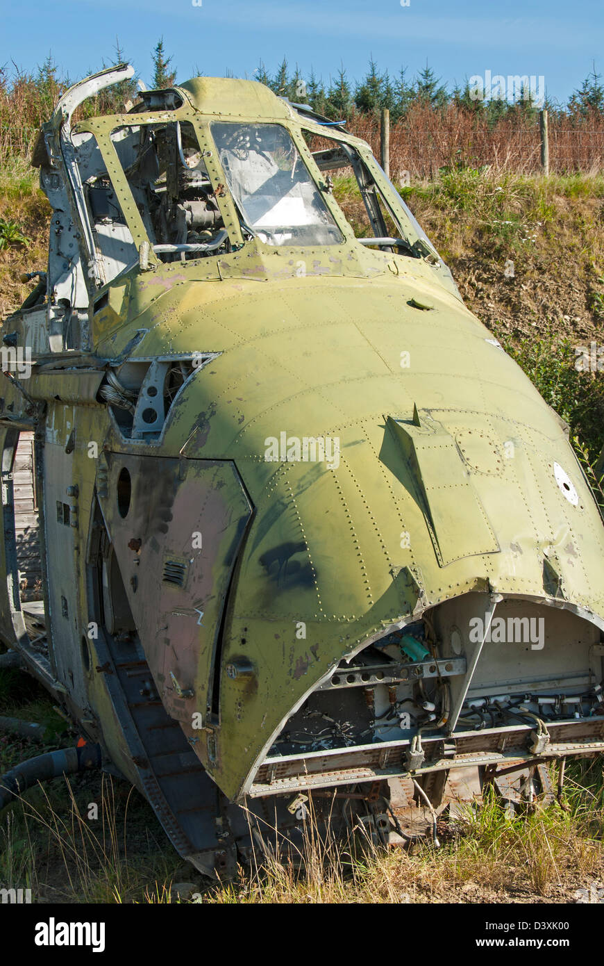 Old helicopter hi-res stock photography and images - Alamy