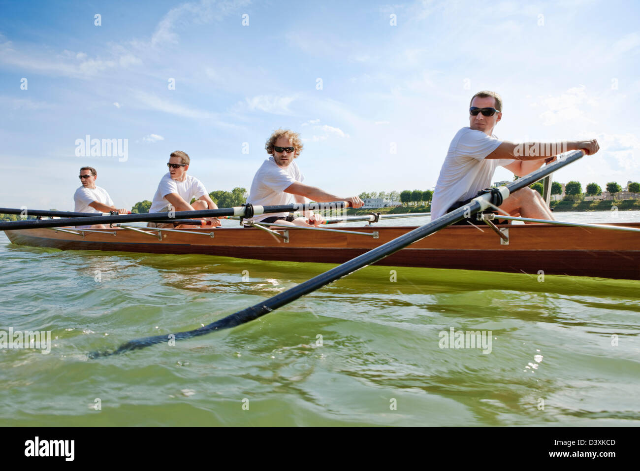 Teamwork Rowing