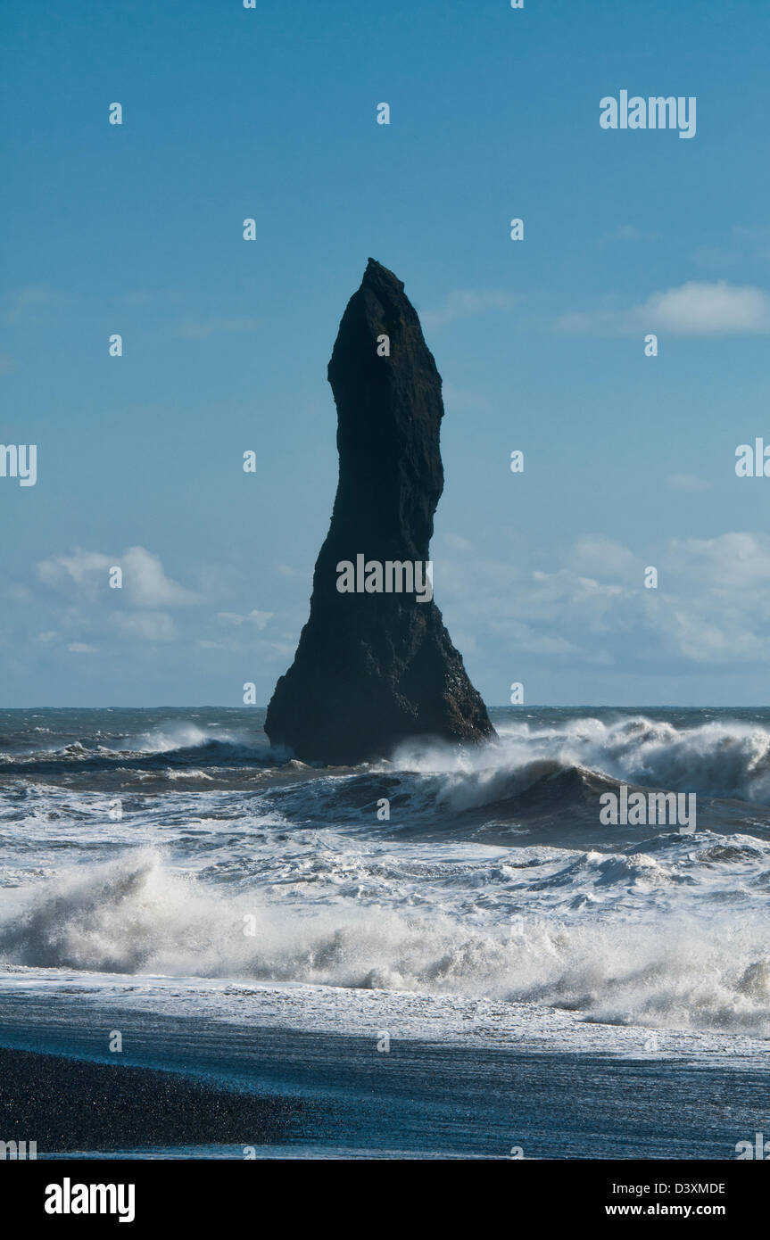 Reynisdrangar sea stack column in Vik, southern Iceland Stock Photo - Alamy