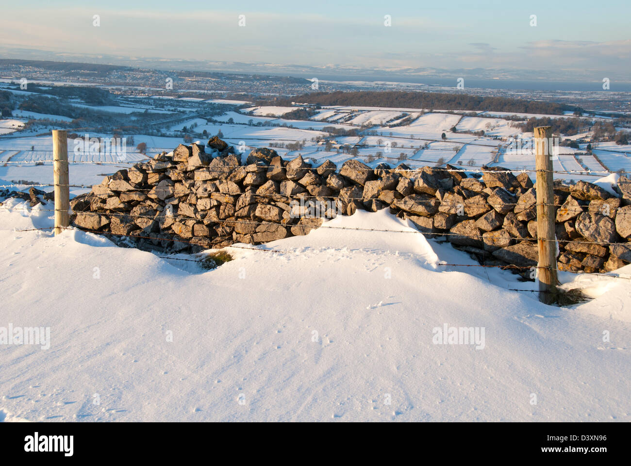 Stone wall and snowdrift, England, United Kingdom, Europe Stock Photo ...