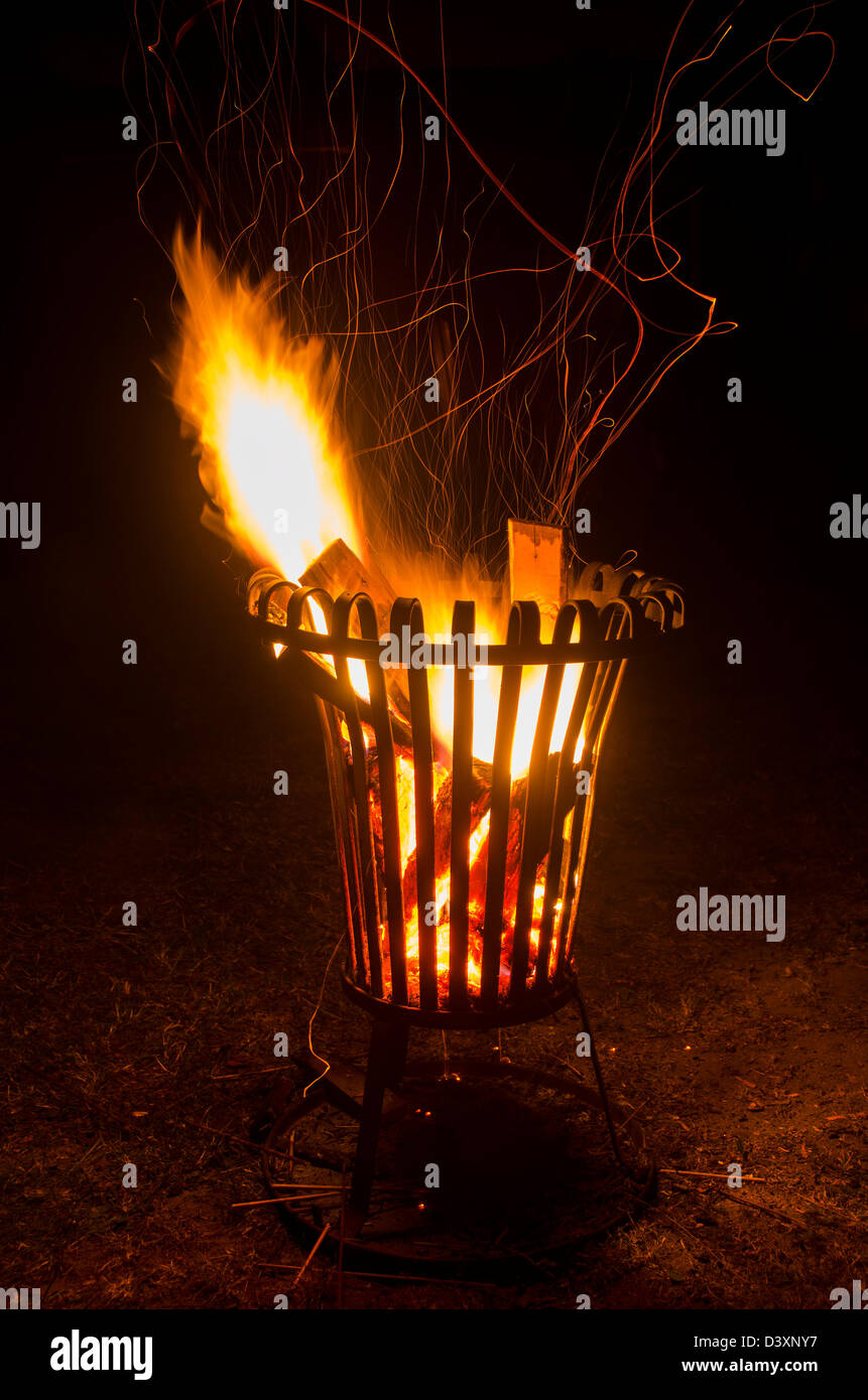 Fire basket hi-res stock photography and images - Alamy