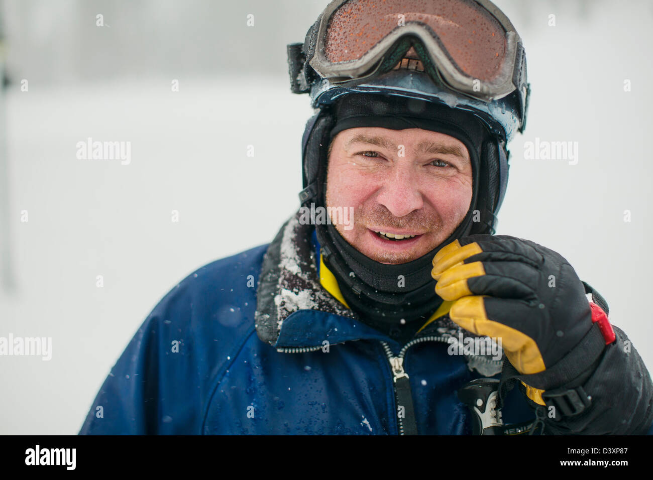 Men wearing head gear hi-res stock photography and images - Alamy