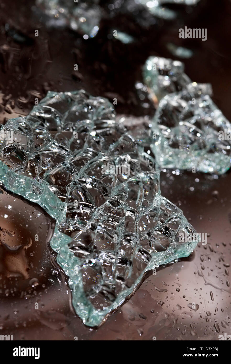 broken and wet glass after accident Stock Photo - Alamy