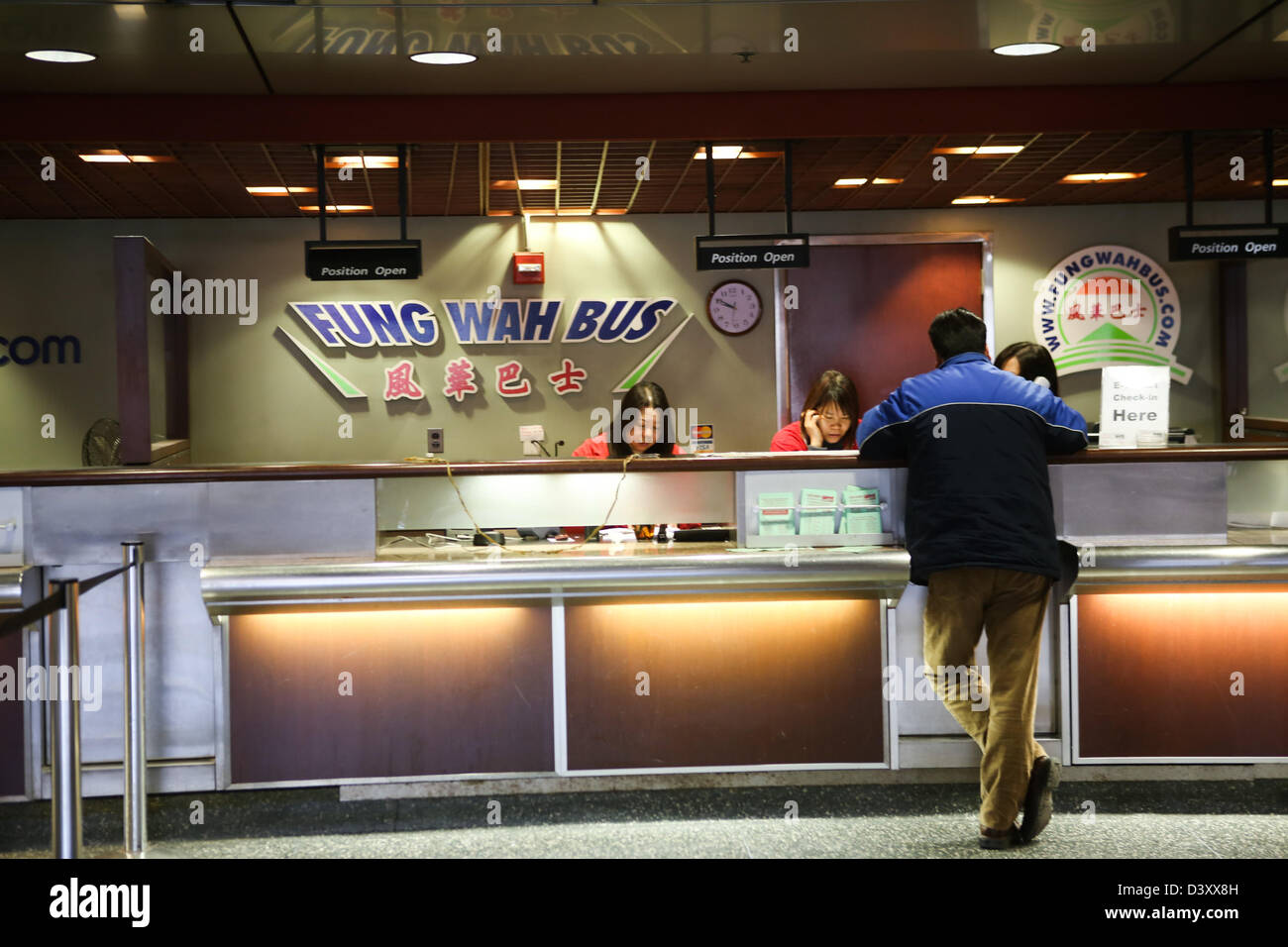 Fung wah bus hi-res stock photography and images - Alamy