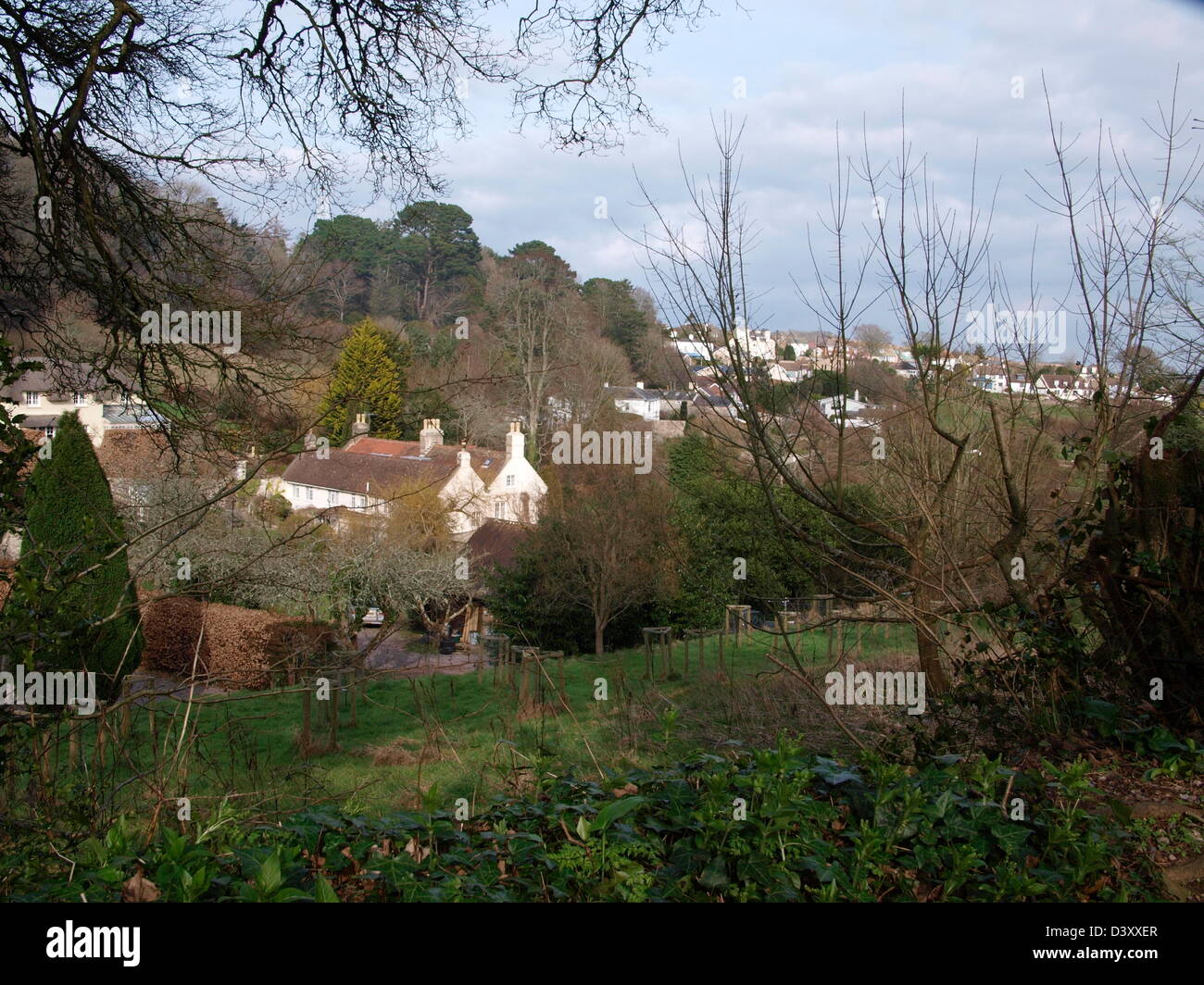 Distant houses hi-res stock photography and images - Alamy