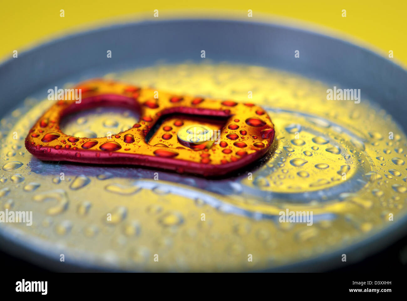 Energy drink top of can hi-res stock photography and images - Alamy