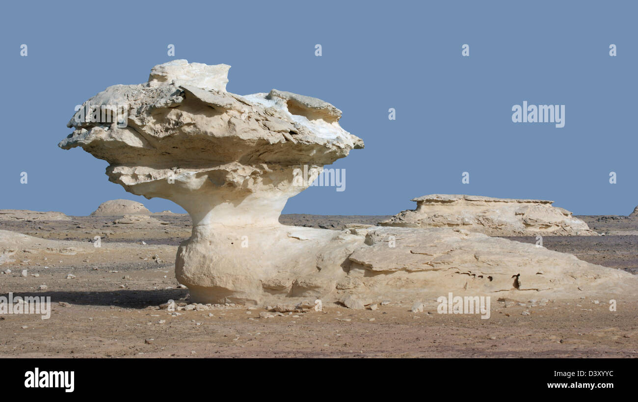 the white desert with rock formation in Egypt Stock Photo - Alamy