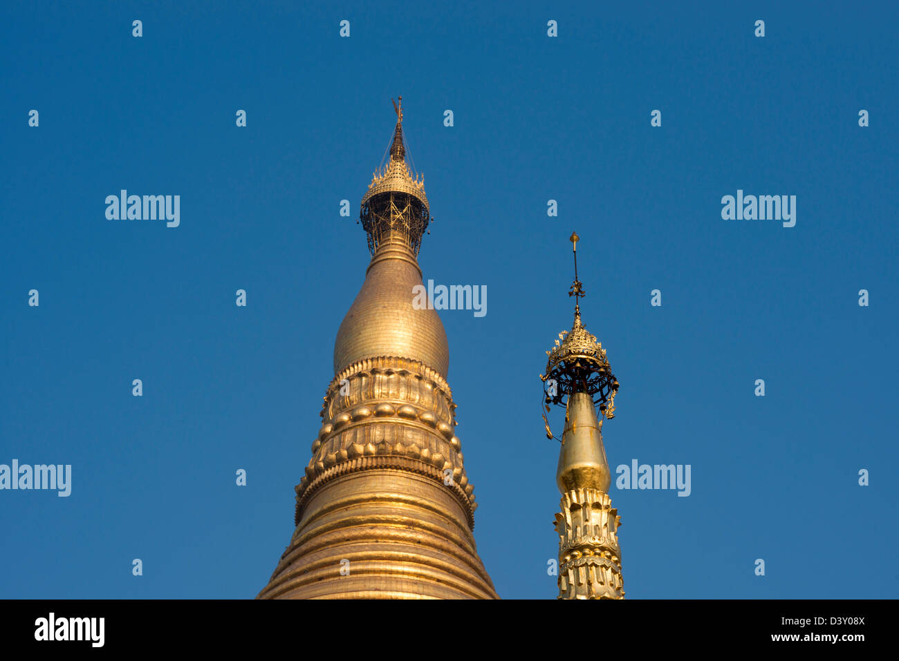 The main stupa of the Shwedagon Pagoda Yangon Myanmar Stock Photo - Alamy