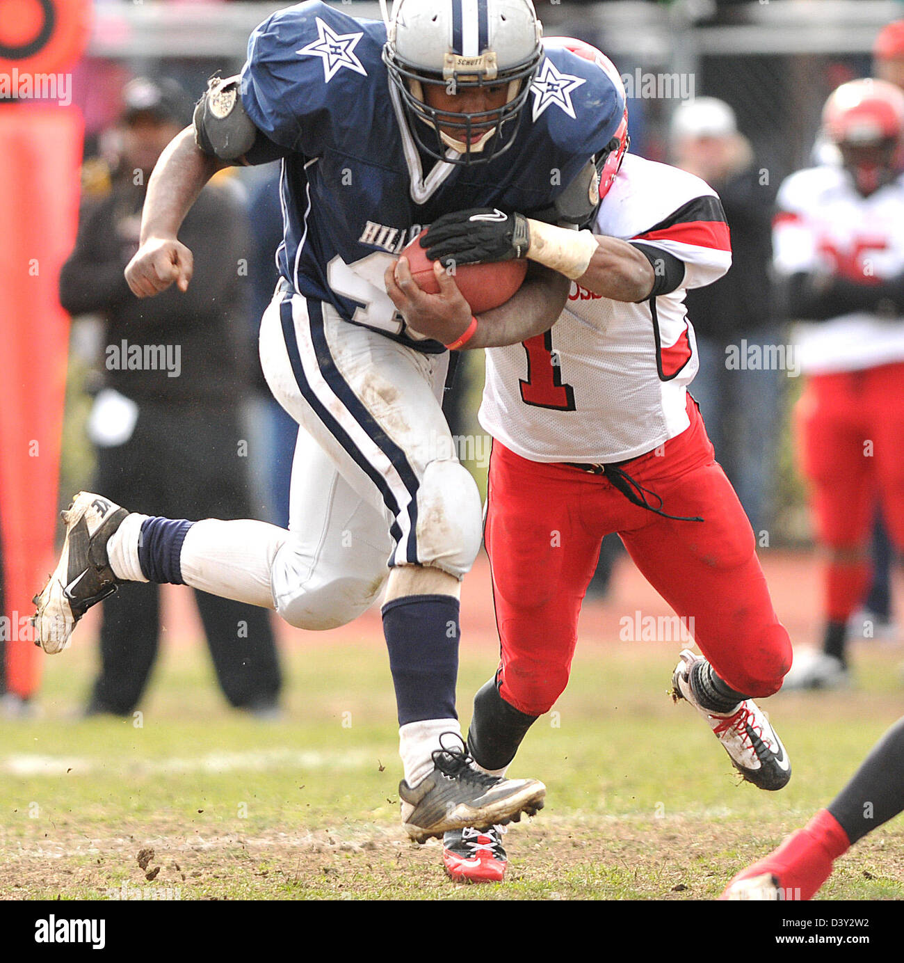 Cross town rivals hi-res stock photography and images - Alamy