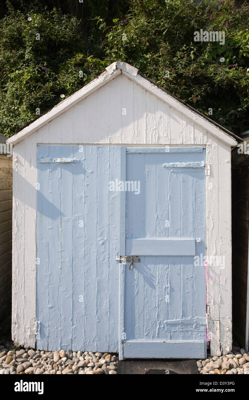 Wooden beach hut hi-res stock photography and images - Alamy