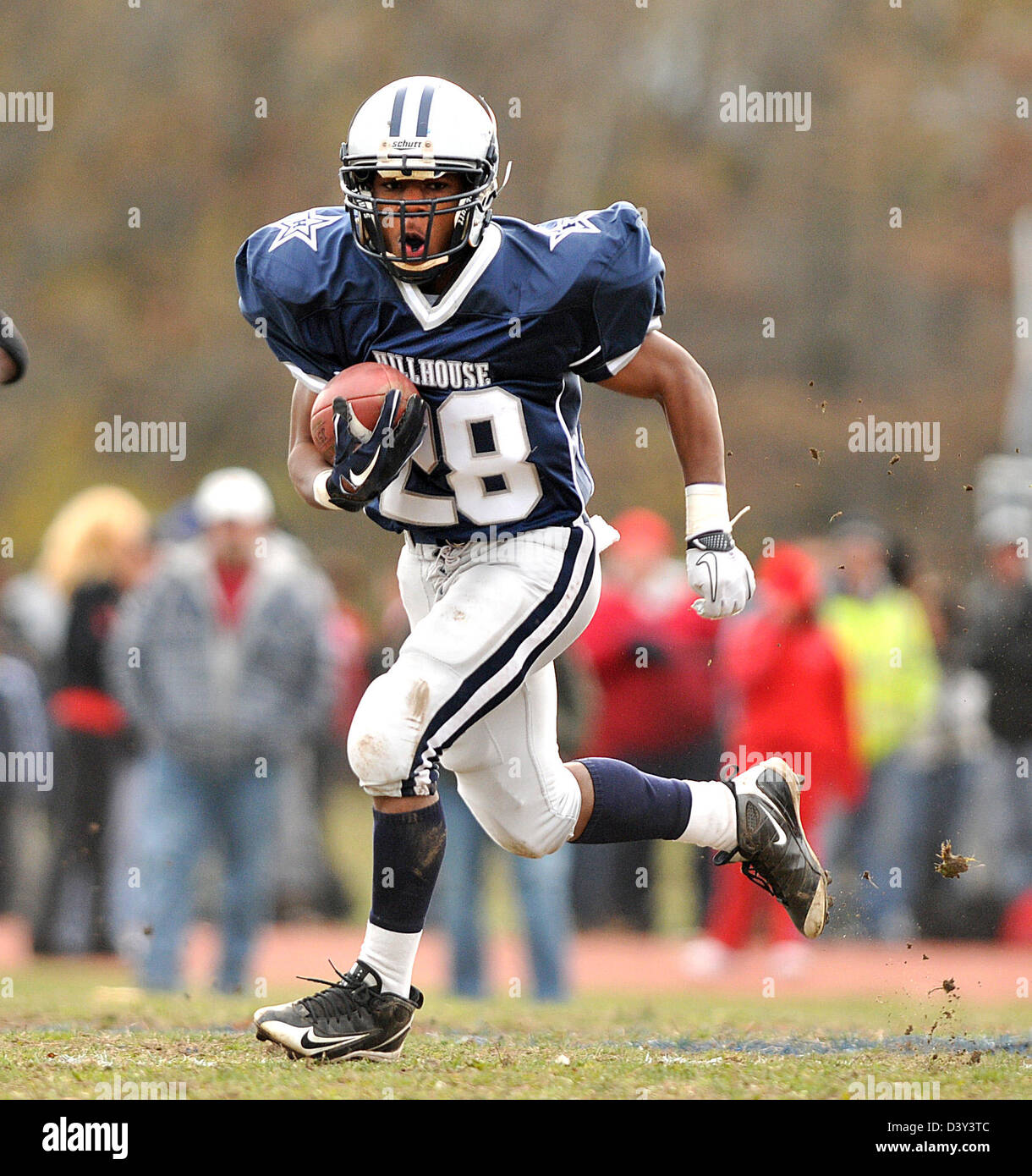 Cross town rivals hi-res stock photography and images - Alamy