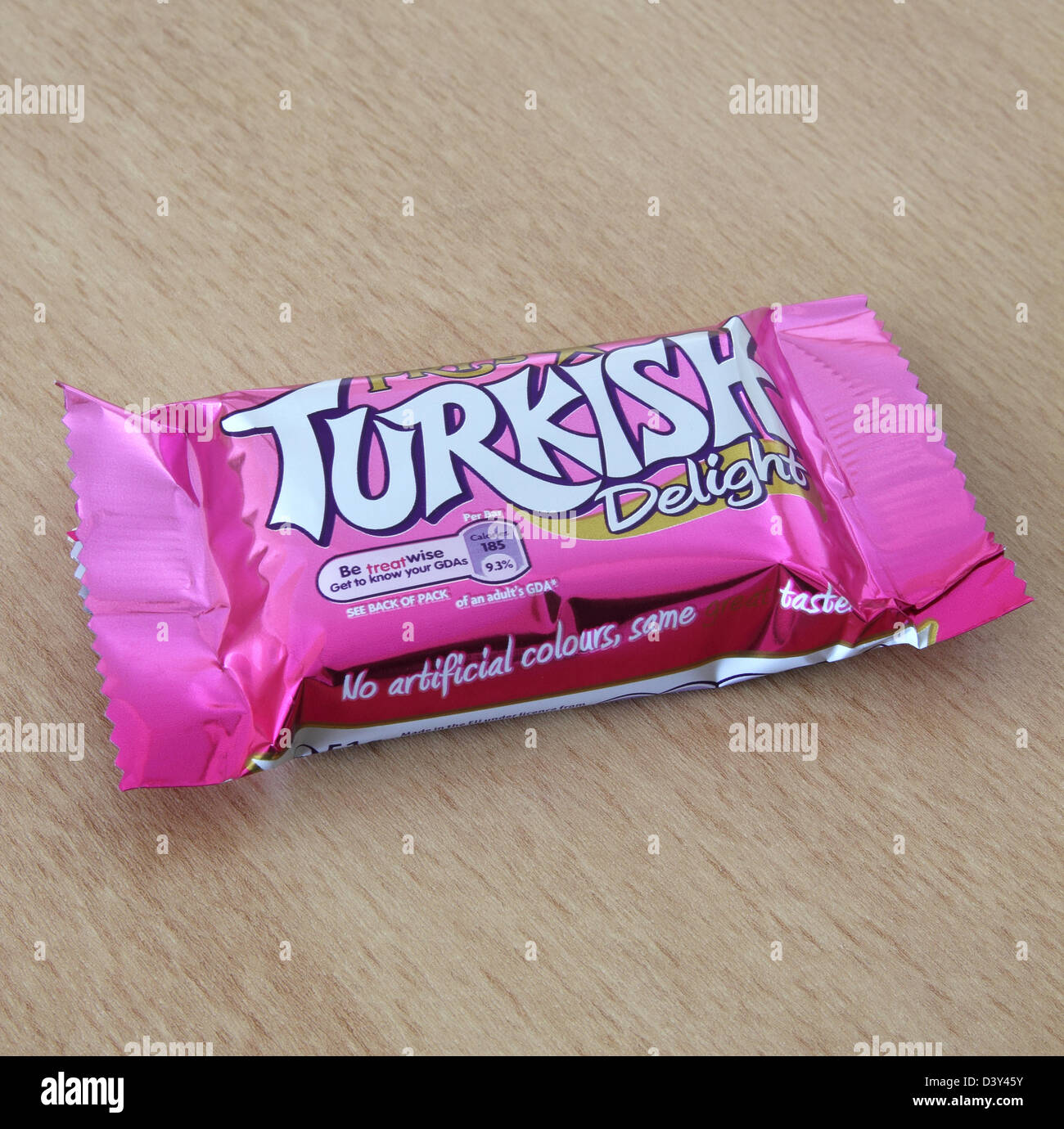 Frys turkish delight chocolate bar hi-res stock photography and images ...