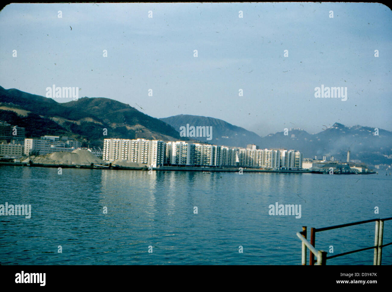The USS Kearsarge (CV-33) was a U.S. Navy aircraft carrier that ...
