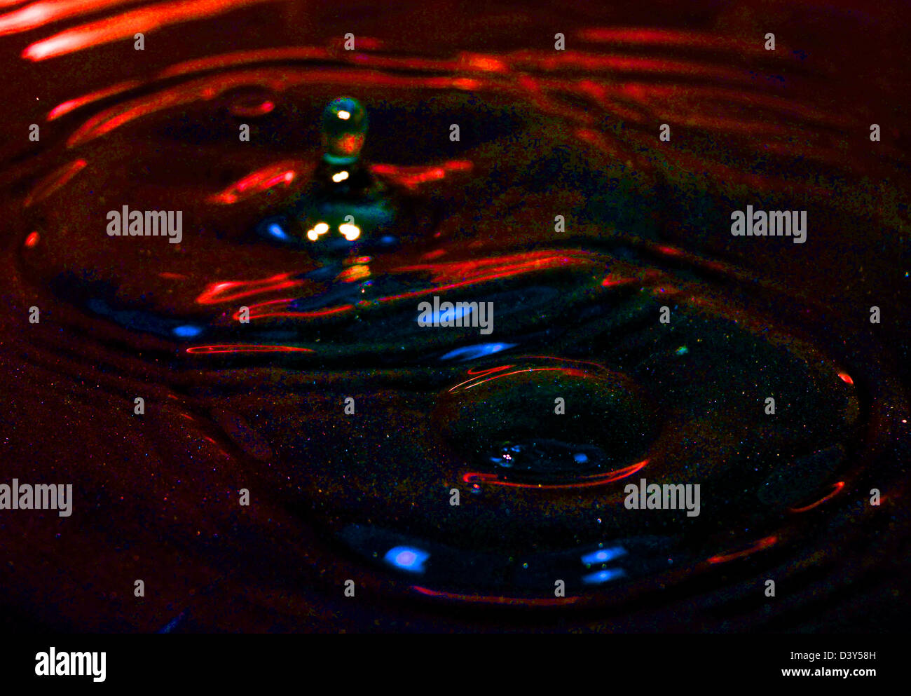 dark water splash Stock Photo - Alamy