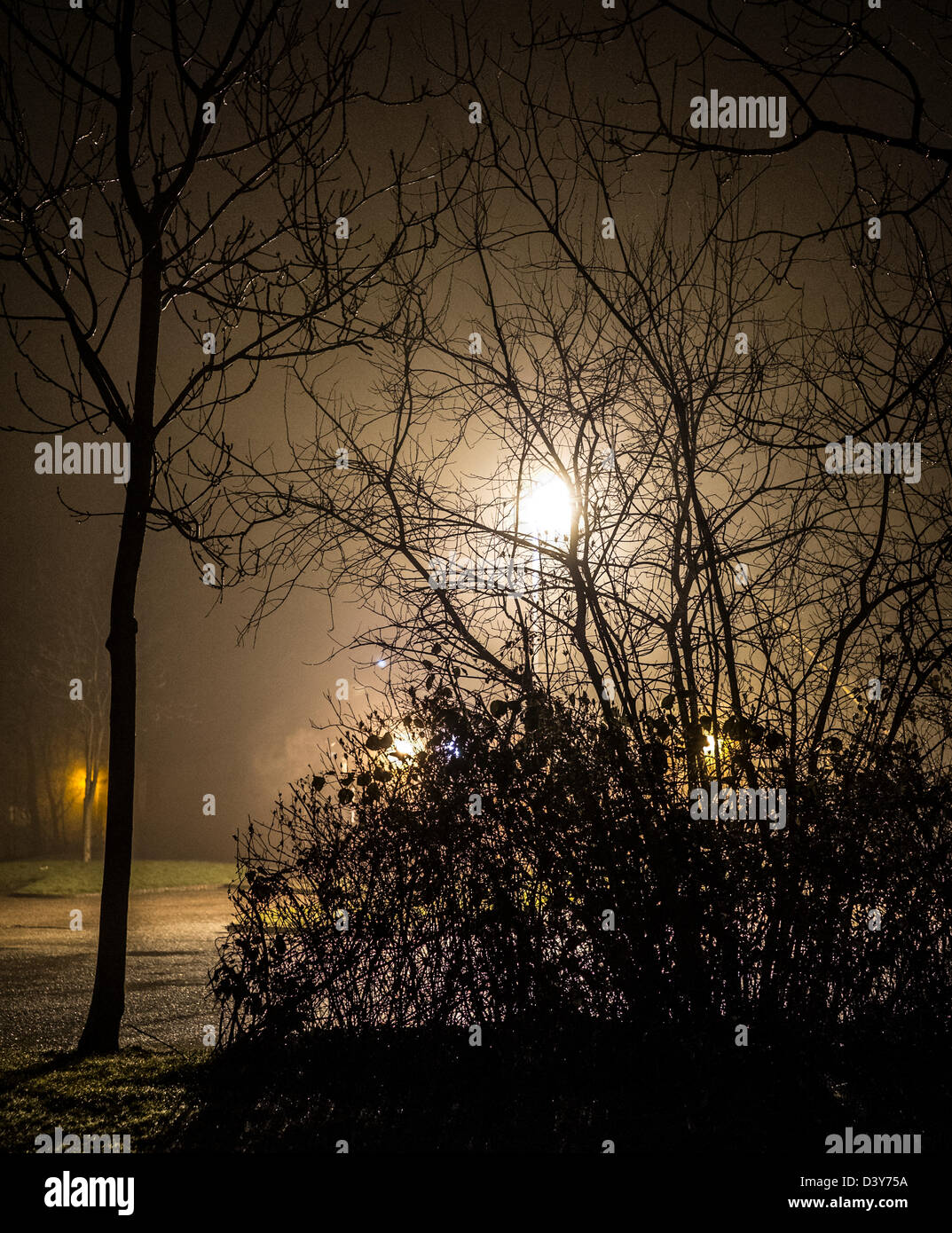 Cold and damp hi-res stock photography and images - Alamy