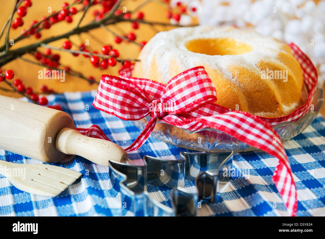 Turban cake hi-res stock photography and images - Alamy