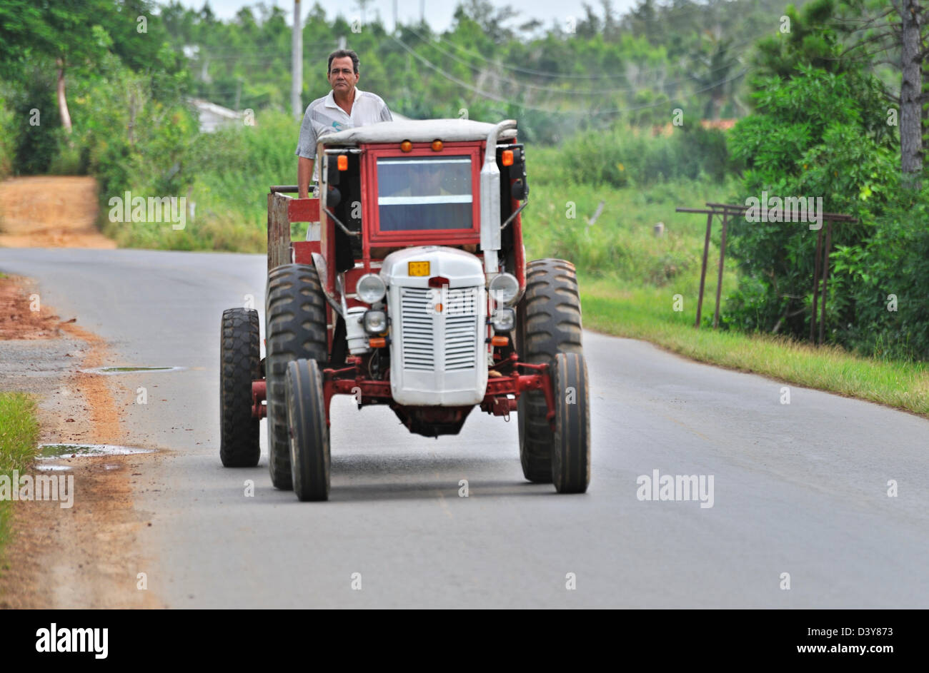 Cuban tractor hi-res stock photography and images - Alamy