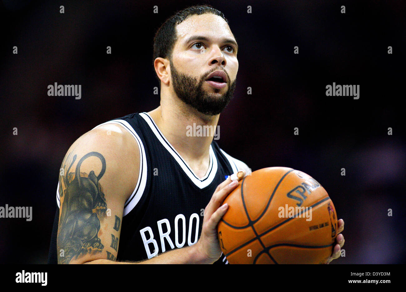 Deron Williams 360 Waves