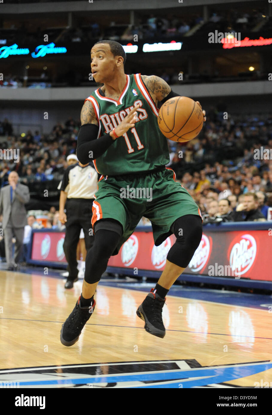 Dallas, Texas, USA. 26th February 2013. Milwaukee Bucks point guard ...