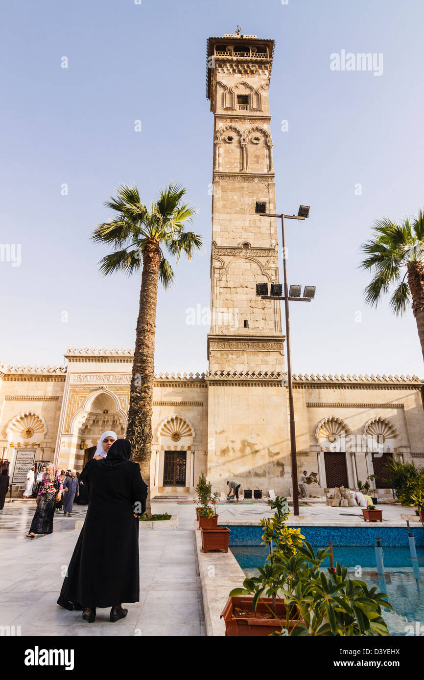 Grand mosque aleppo hi-res stock photography and images - Alamy