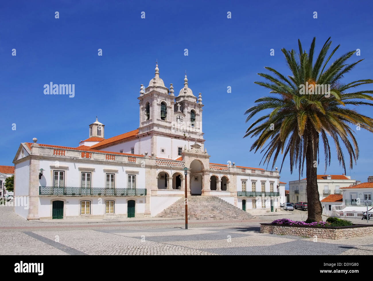 Nazare hi-res stock photography and images - Alamy