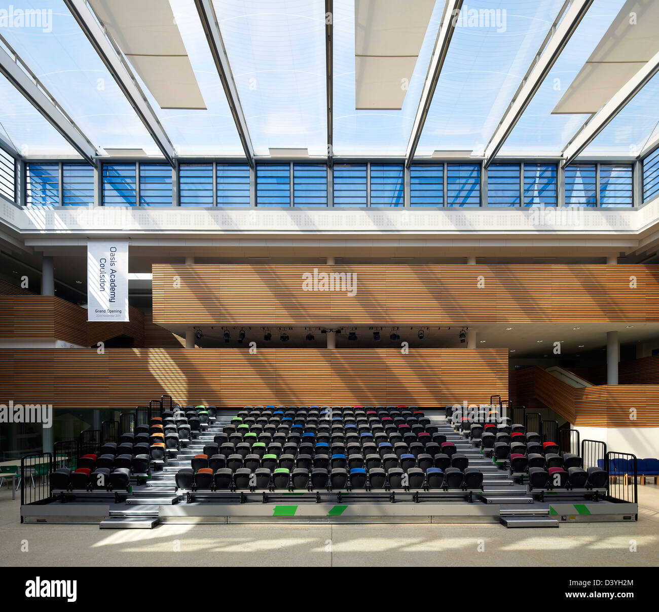 Oasis Academy, Coulsdon, United Kingdom. Architect: Sheppard Robson ...