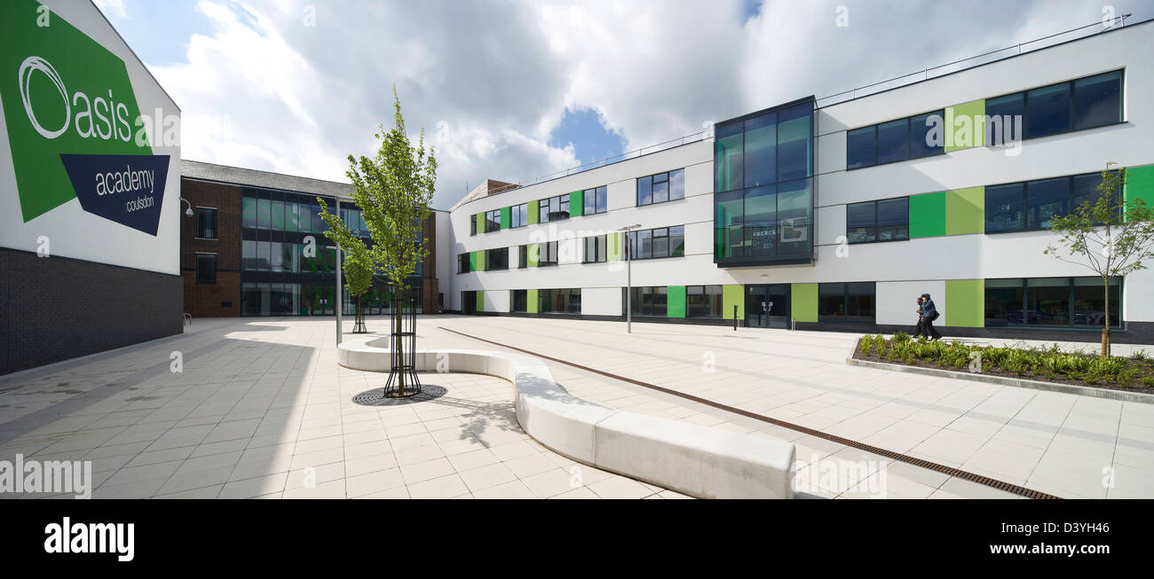 Oasis Academy, Coulsdon, United Kingdom. Architect: Sheppard Robson ...