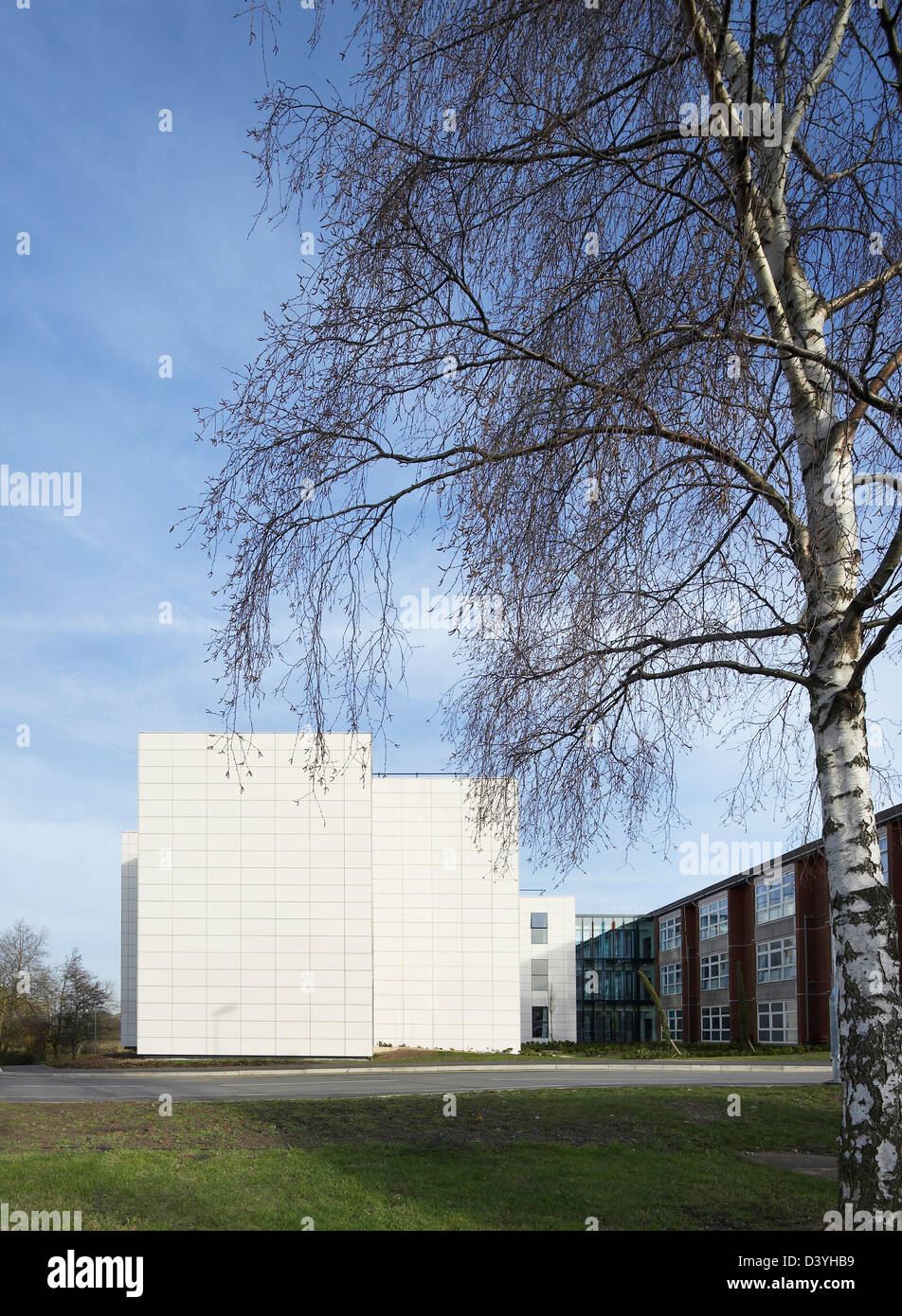 Chesterfield Royal Hospital, Chesterfield, United Kingdom. Architect ...