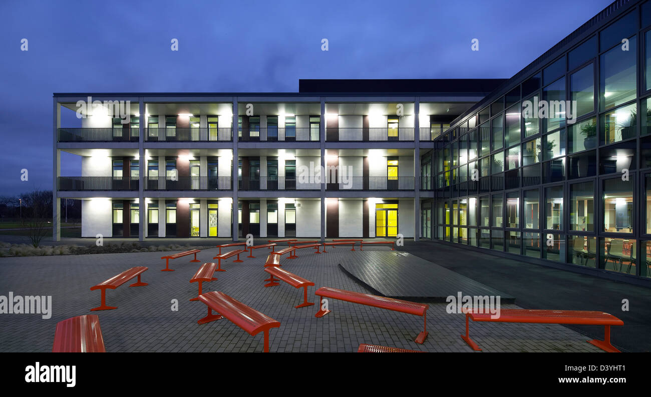 RSA ACADEMY, Tipton, United Kingdom. Architect: John McAslan & Partners ...