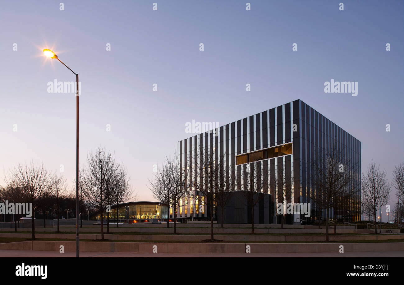 CORBY CUBE, Corby, United Kingdom. Architect: Hawkins Brown Architects ...