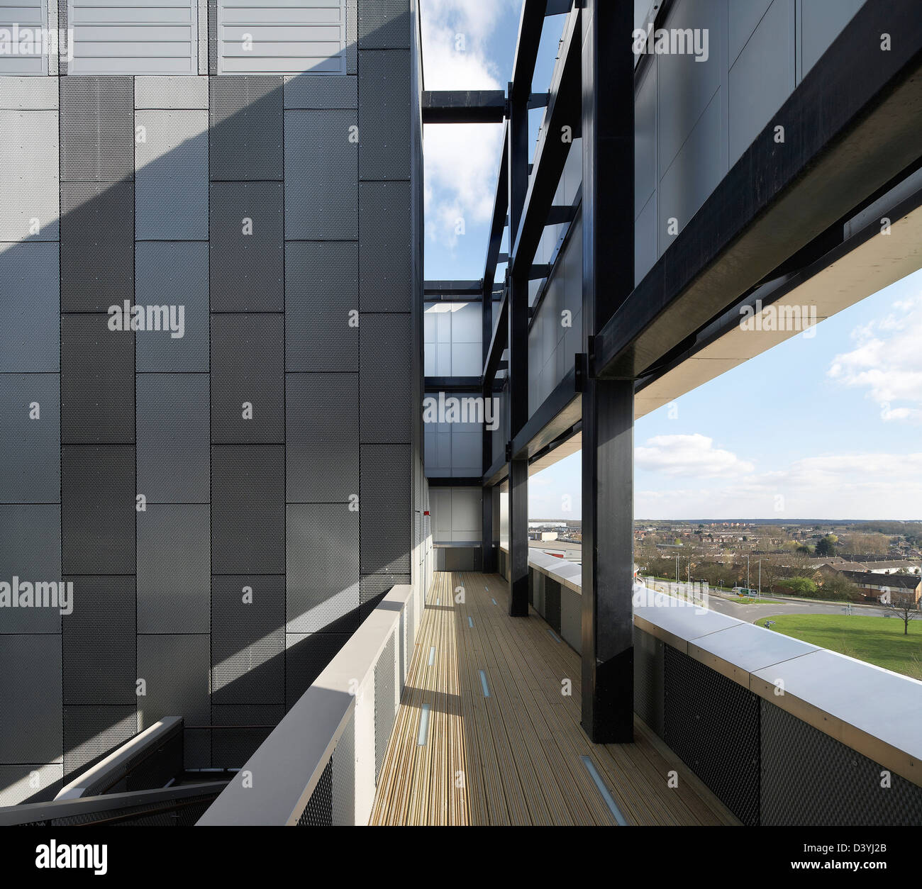 CORBY CUBE, Corby, United Kingdom. Architect: Hawkins Brown Architects ...