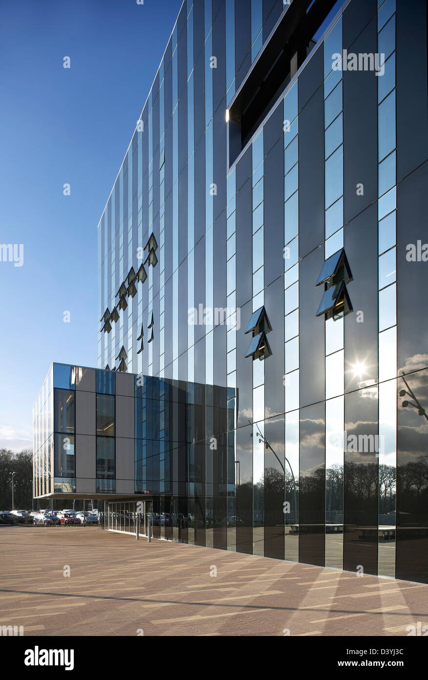 CORBY CUBE, Corby, United Kingdom. Architect: Hawkins Brown Architects ...
