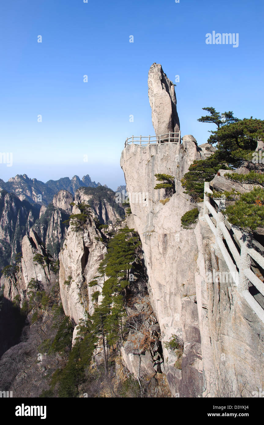 Flying stone hi-res stock photography and images - Alamy