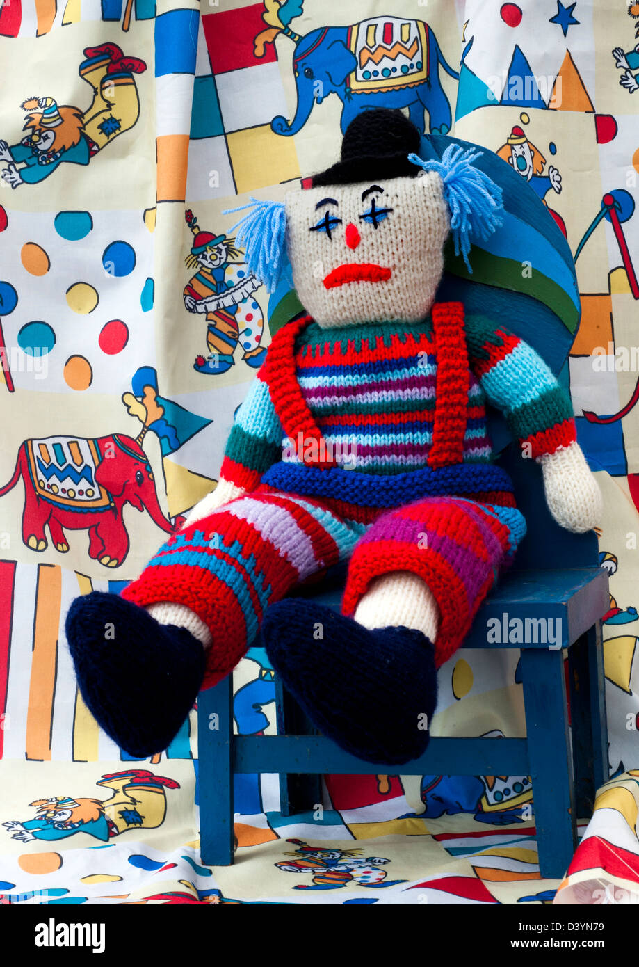 Sad circus clown hi-res stock photography and images - Alamy