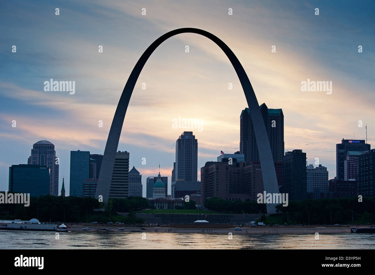 Multi arched gateway hi-res stock photography and images - Alamy