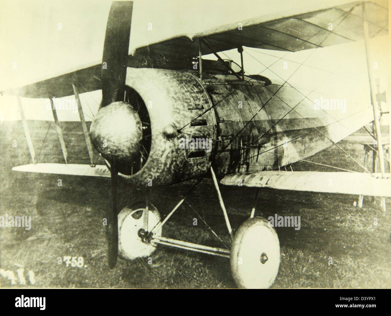 The Fokker D.V was a German biplane fighter aircraft used during World ...
