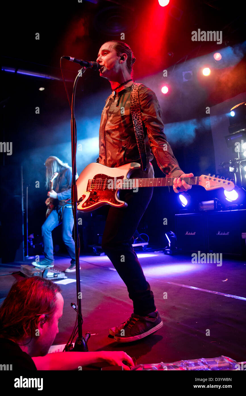 Rock band bush hi-res stock photography and images - Alamy