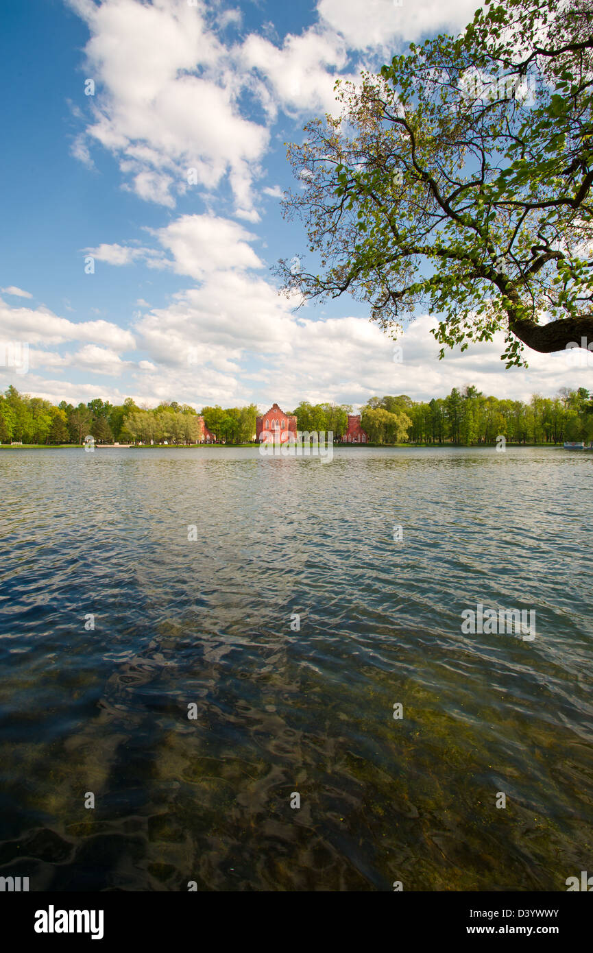 Beautiful park large lake hi-res stock photography and images - Alamy