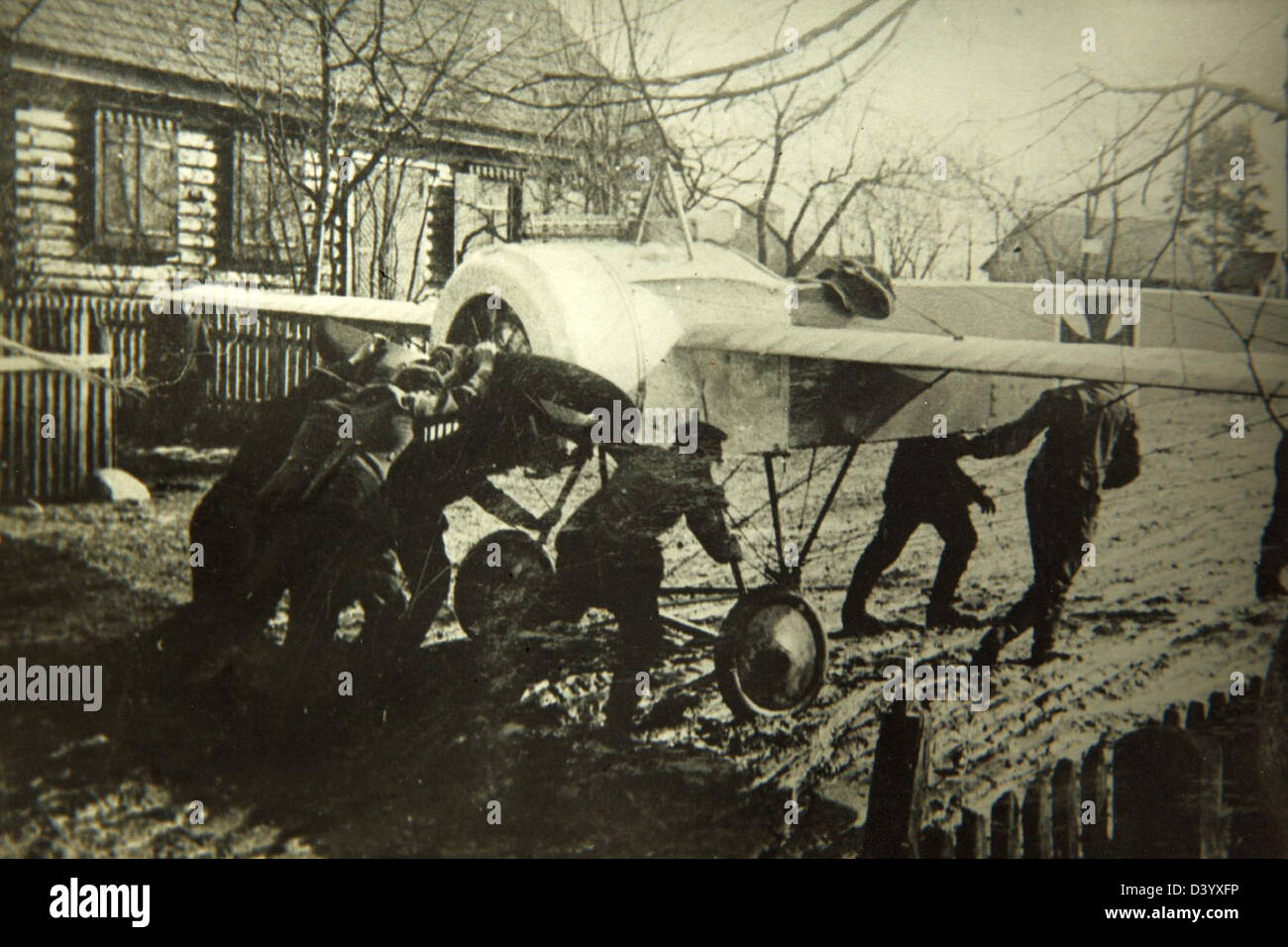 The Fokker E.III Eindecker was a German fighter aircraft used during ...